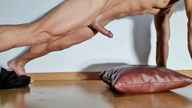 5分钟的自慰和腹肌训练——你接受挑战吗？ Pornhub Gay