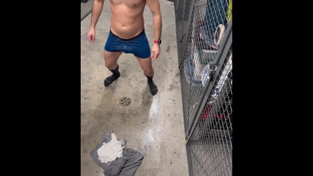 Risky Public Piss And Cum During The Day