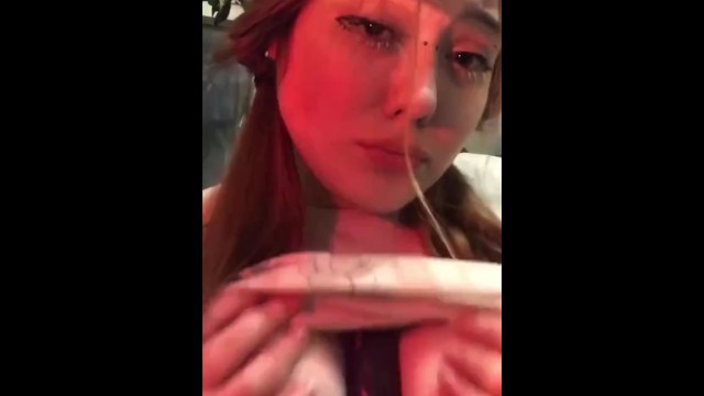 我华丽的奶子为他们之间的一个伟大的他妈的